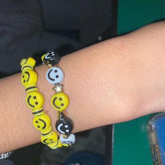 Accessories | Smiley Face Set | Poshmark